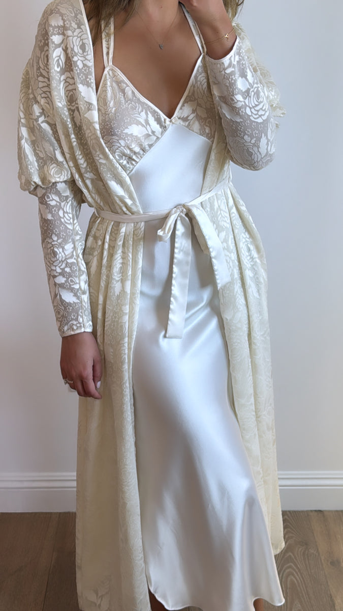 Vintage Christian Dior Ivory Dress & Robe Set – NÜNÜ VINTAGE